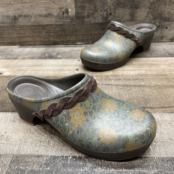 CROCS | Shoes | Crocs Dual Comfort Womens Brownfloral Rubber Heel Slip ...